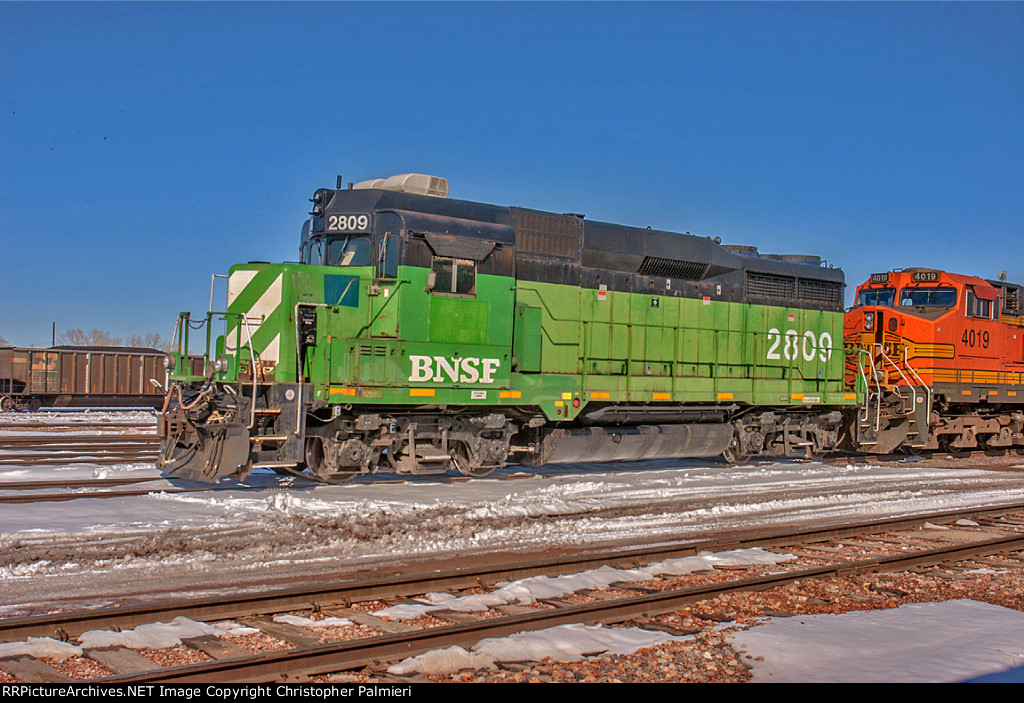 BNSF 2809
